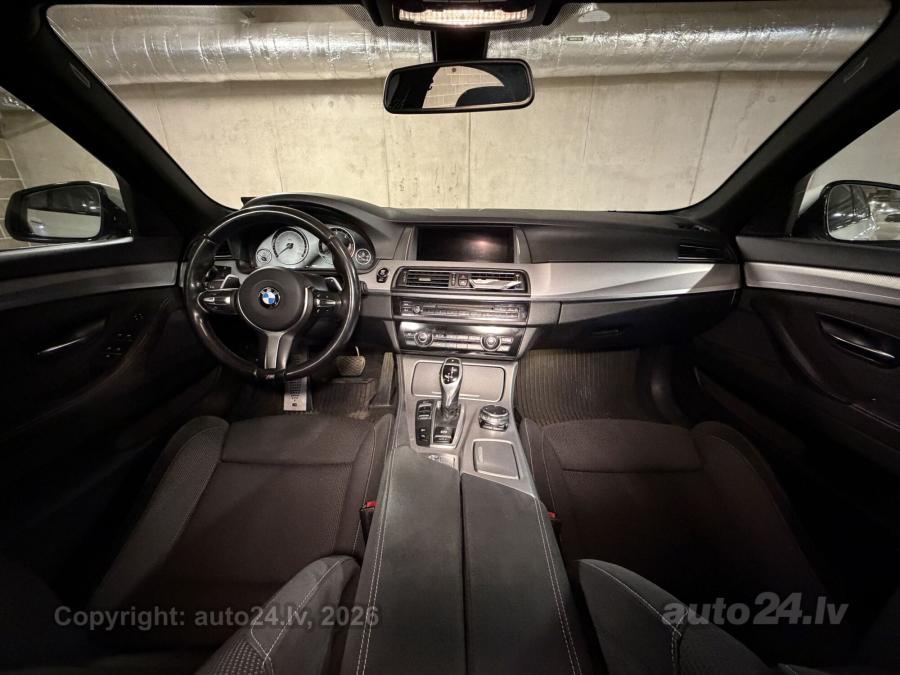 White BMW 5 Series 2015 in Tallinn, with an engine capacity of 3.00 L and mileage of 260 thousand km for 14500 €, photo 18 on AUTOMOTO.COM.LV