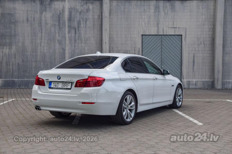 White BMW 5 Series 2015 in Tallinn, with an engine capacity of 3.00 L and mileage of 236 thousand km for 16900 €, photo 4 on AUTOMOTO.COM.LV