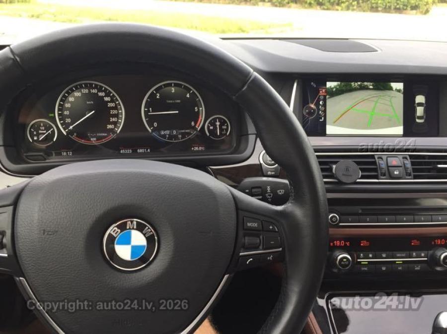 White BMW 5 Series 2015 in Tallinn, with an engine capacity of 2.00 L and mileage of 137 thousand km for 15999 €, photo 5 on AUTOMOTO.COM.LV