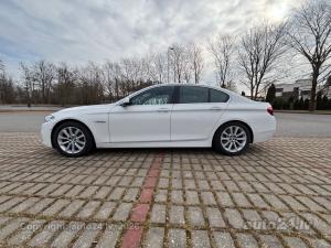 White BMW 5 Series 2016 in Kuressaare, with an engine capacity of 3.00 L and mileage of 179 thousand km for 18500 €, photo 3 on AUTOMOTO.COM.LV