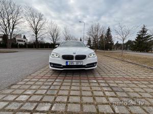 White BMW 5 Series 2016 in Kuressaare, with an engine capacity of 3.00 L and mileage of 179 thousand km for 18500 €, photo 4 on AUTOMOTO.COM.LV