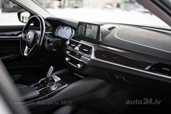 Белый БМВ 5 Серия 2017 в Таллин, объемом двигателя 2.00 л и пробегом 153 тыс. км за 23000 €, фото 11 на AUTOMOTO.COM.LV