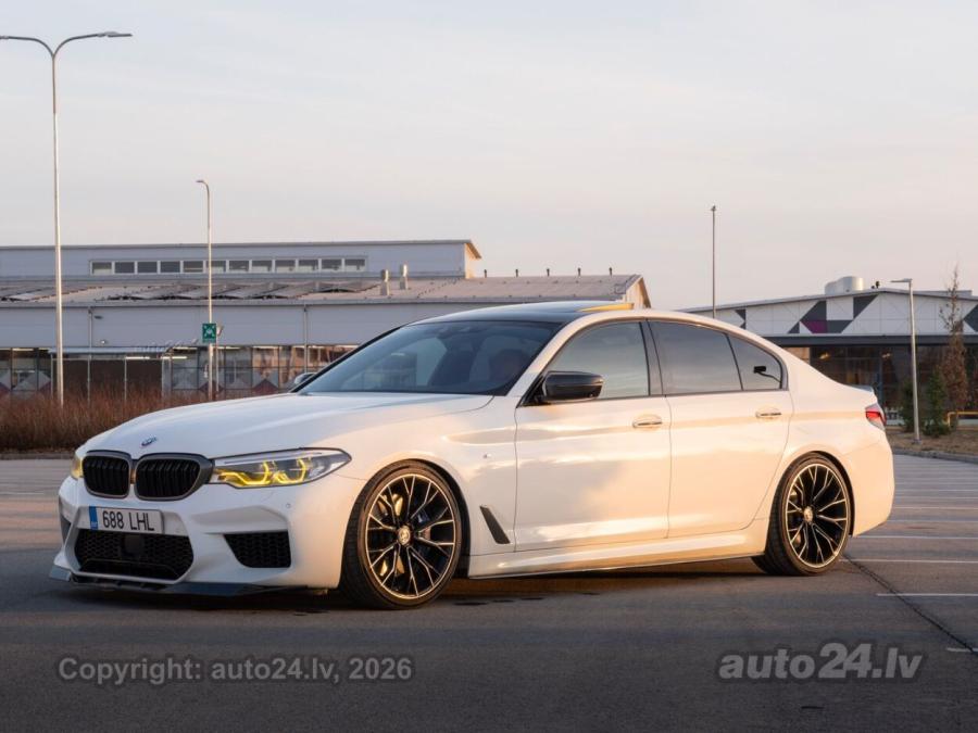 Balts BMW 5 Series 2017 Tallina, ar dzinēja tilpumu 3.00 L un nobraukumu 181 tūkst. km par 36900 €, foto 8 vietnē AUTOMOTO.COM.LV