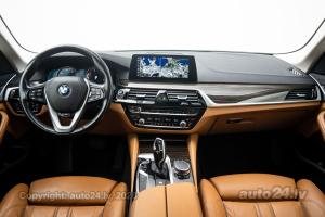 Balts BMW 5 Series 2017 Tallina, ar dzinēja tilpumu 3.00 L un nobraukumu 157 tūkst. km par 26999 €, foto 14 vietnē AUTOMOTO.COM.LV