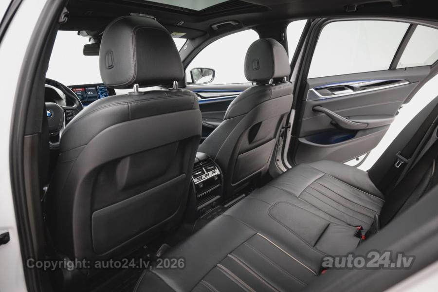 Balts BMW 5 Series 2017 Tartu, ar dzinēja tilpumu 3.00 L un nobraukumu 219 tūkst. km par 26900 €, foto 13 vietnē AUTOMOTO.COM.LV