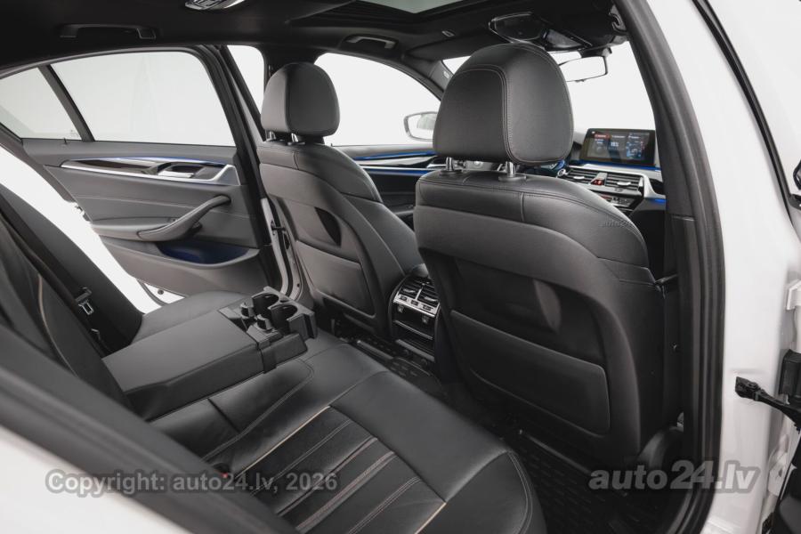 Balts BMW 5 Series 2017 Tartu, ar dzinēja tilpumu 3.00 L un nobraukumu 219 tūkst. km par 26900 €, foto 14 vietnē AUTOMOTO.COM.LV