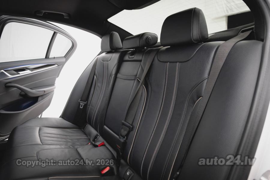 Balts BMW 5 Series 2017 Tartu, ar dzinēja tilpumu 3.00 L un nobraukumu 219 tūkst. km par 26900 €, foto 15 vietnē AUTOMOTO.COM.LV