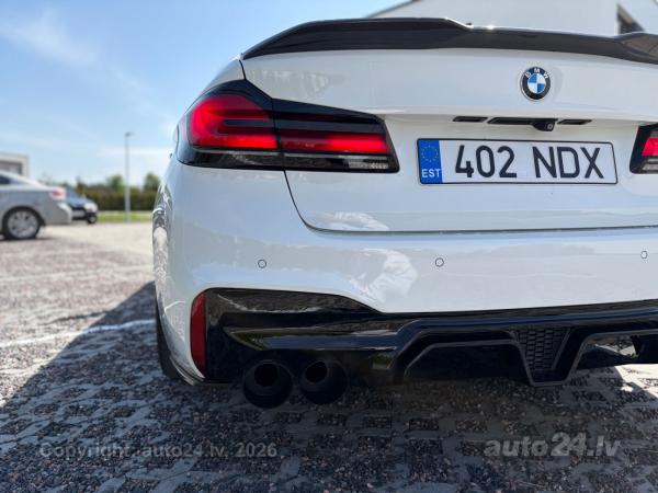 Balts BMW 5 Series 2017 Tallina, ar dzinēja tilpumu 3.00 L un nobraukumu 174 tūkst. km par 32900 €, foto 5 vietnē AUTOMOTO.COM.LV