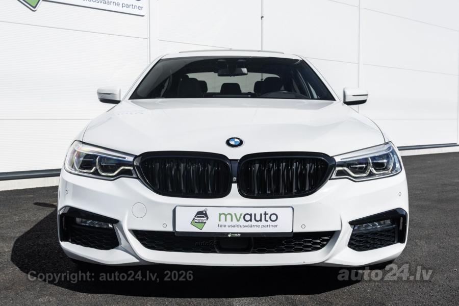 White BMW 5 Series 2018 in Tallinn, with an engine capacity of 3.00 L and mileage of 159 thousand km for 26990 €, photo 5 on AUTOMOTO.COM.LV