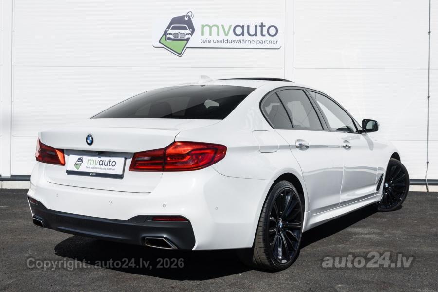 White BMW 5 Series 2018 in Tallinn, with an engine capacity of 3.00 L and mileage of 159 thousand km for 26990 €, photo 7 on AUTOMOTO.COM.LV
