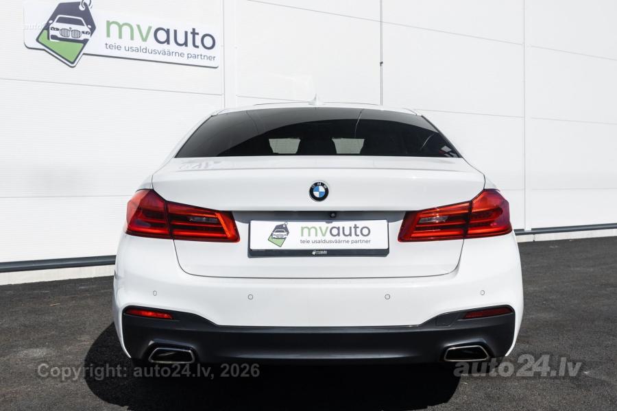 White BMW 5 Series 2018 in Tallinn, with an engine capacity of 3.00 L and mileage of 159 thousand km for 26990 €, photo 8 on AUTOMOTO.COM.LV