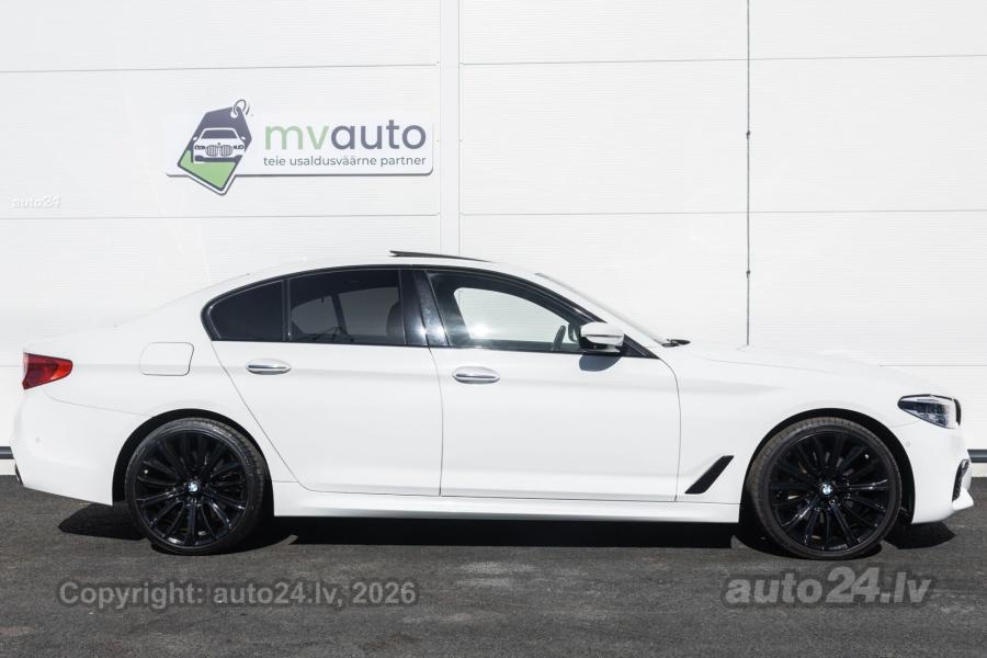 White BMW 5 Series 2018 in Tallinn, with an engine capacity of 3.00 L and mileage of 159 thousand km for 26990 €, photo 10 on AUTOMOTO.COM.LV