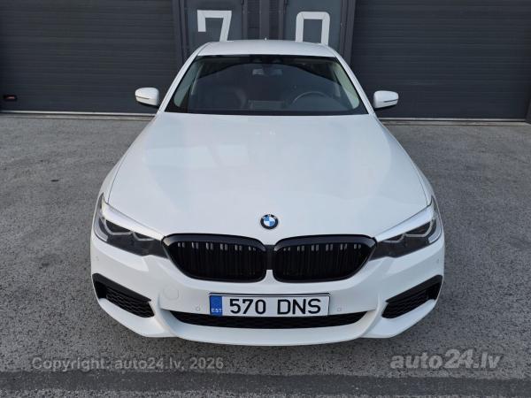 BMW 5 Series 2018 in Tallinn on AUTOMOTO.COM.LV White BMW 5 Series 2018 in Tallinn, with an engine capacity of 2.00 L and mileage of 87 thousand km for 20690 €, photo 8 on AUTOMOTO.COM.LV