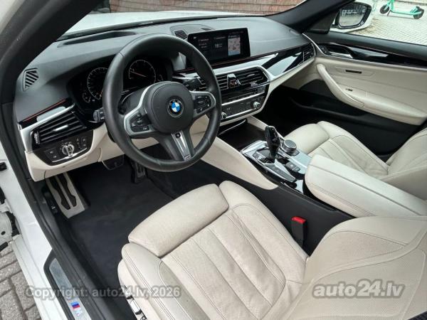 White BMW 5 Series 2019 in Tallinn, with an engine capacity of 3.00 L and mileage of 113 thousand km for 33900 €, photo 7 on AUTOMOTO.COM.LV