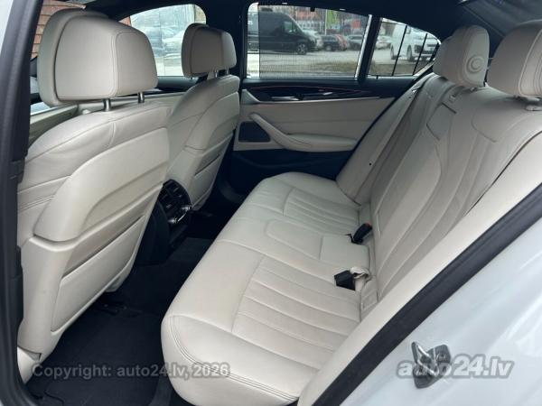 White BMW 5 Series 2019 in Tallinn, with an engine capacity of 3.00 L and mileage of 113 thousand km for 33900 €, photo 9 on AUTOMOTO.COM.LV