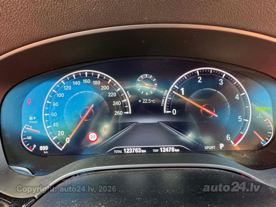 Белый БМВ 5 Серия 2019 в Таллин, объемом двигателя 2.00 л и пробегом 124 тыс. км за 26000 €, фото 7 на AUTOMOTO.COM.LV