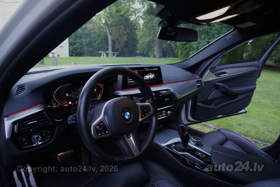 Balts BMW 5 Series 2019 Tallina, ar dzinēja tilpumu 3.00 L un nobraukumu 163 tūkst. km par 34000 €, foto 10 vietnē AUTOMOTO.COM.LV