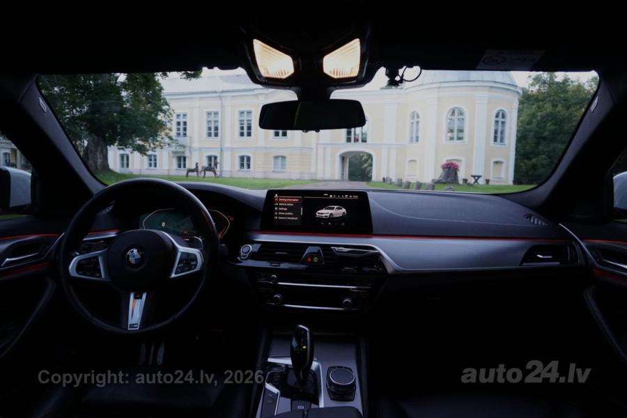 Balts BMW 5 Series 2019 Tallina, ar dzinēja tilpumu 3.00 L un nobraukumu 163 tūkst. km par 34000 €, foto 15 vietnē AUTOMOTO.COM.LV