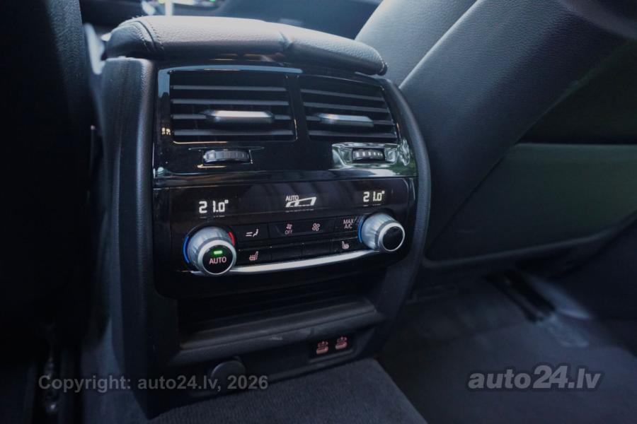 Balts BMW 5 Series 2019 Tallina, ar dzinēja tilpumu 3.00 L un nobraukumu 163 tūkst. km par 34000 €, foto 17 vietnē AUTOMOTO.COM.LV