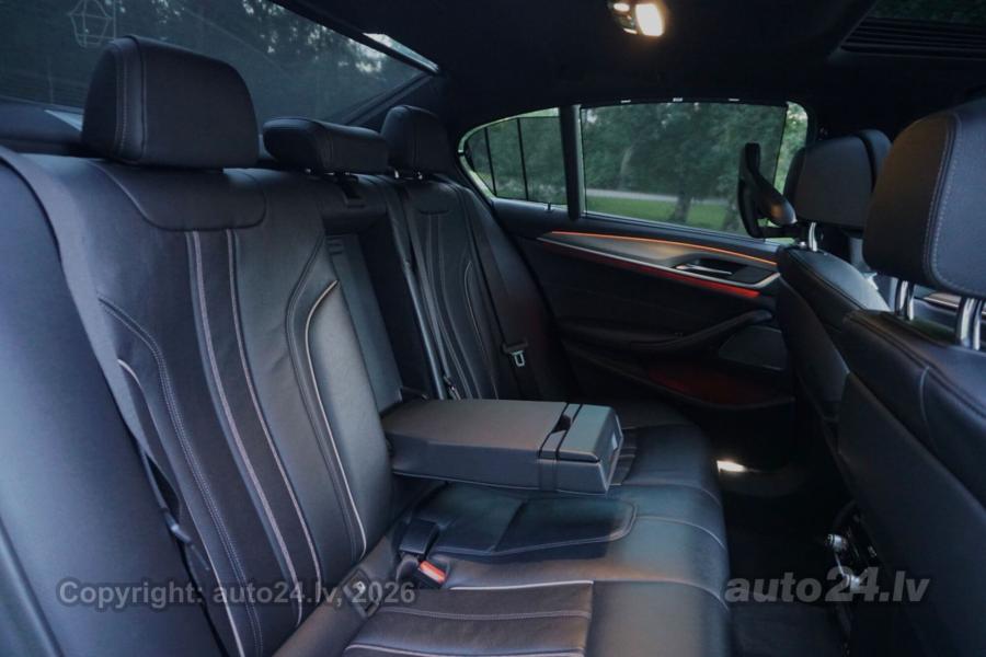 Balts BMW 5 Series 2019 Tallina, ar dzinēja tilpumu 3.00 L un nobraukumu 163 tūkst. km par 34000 €, foto 19 vietnē AUTOMOTO.COM.LV