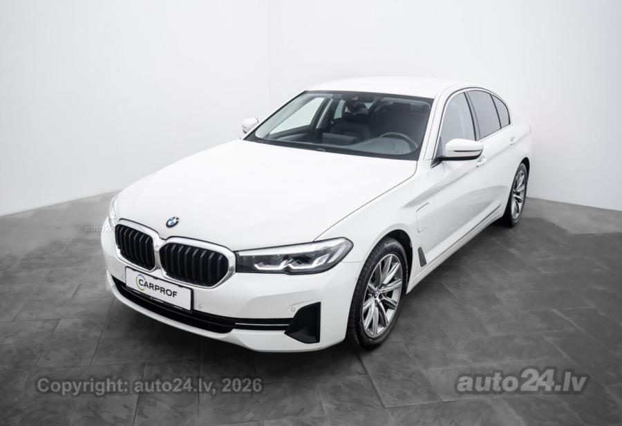 Balts BMW 5 Series 2020 Tallina, ar dzinēja tilpumu 2.00 L un nobraukumu 195 tūkst. km par 21999 €, foto 1 vietnē AUTOMOTO.COM.LV