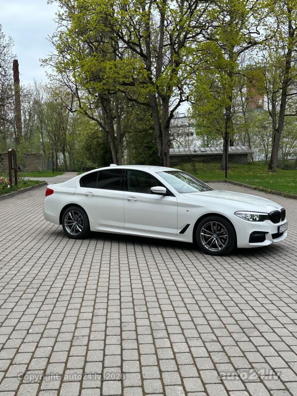 Balts BMW 5 Series 2020 Tallina, ar dzinēja tilpumu 2.00 L un nobraukumu 58 tūkst. km par 36900 €, foto 4 vietnē AUTOMOTO.COM.LV