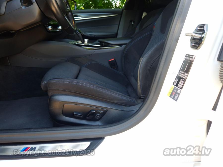 White BMW 5 Series 2020 in Tallinn, with an engine capacity of 2.00 L and mileage of 135 thousand km for 31000 €, photo 14 on AUTOMOTO.COM.LV
