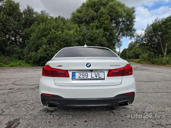Balts BMW 5 Series 2020 Tallina, ar dzinēja tilpumu 2.00 L un nobraukumu 155 tūkst. km par 26990 €, foto 2 vietnē AUTOMOTO.COM.LV