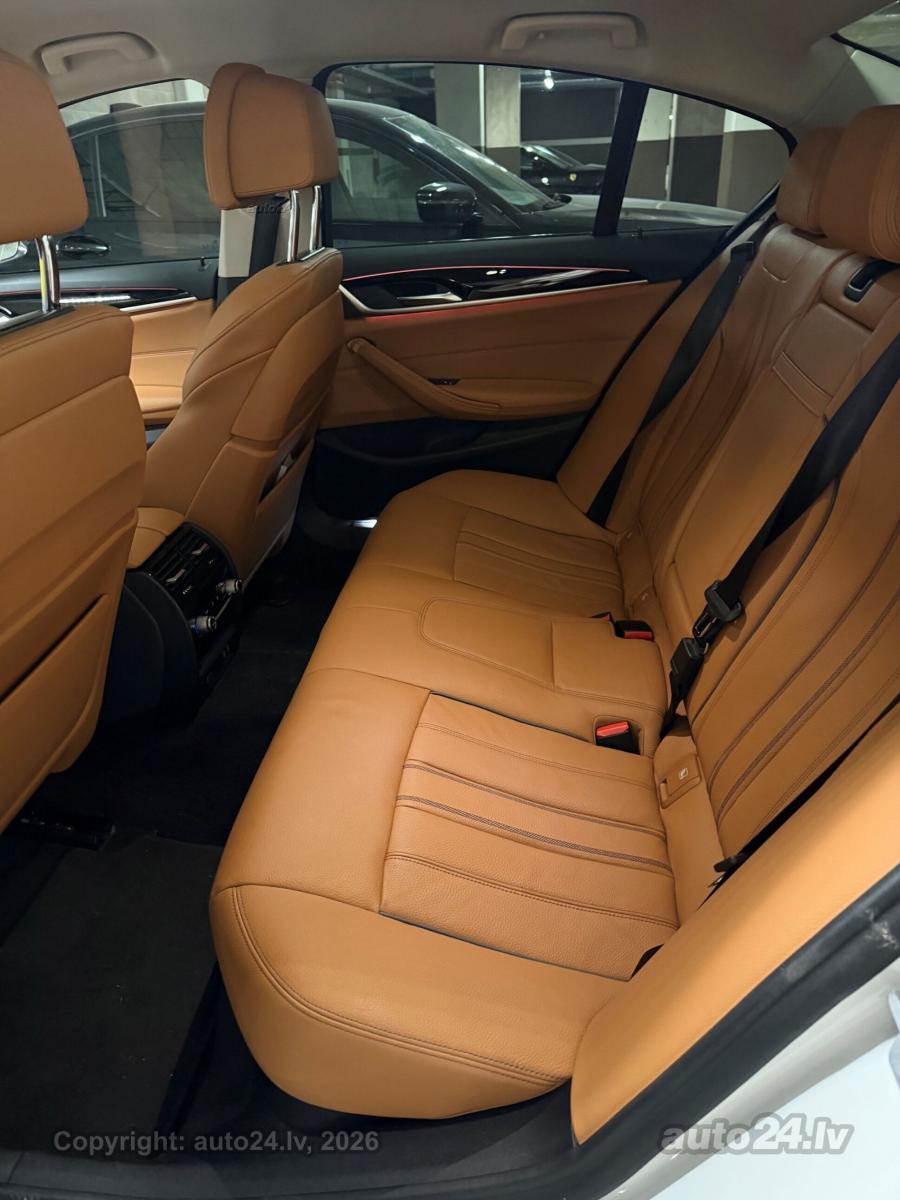 White BMW 5 Series 2022 in Tallinn, with an engine capacity of 2.00 L and mileage of 41 thousand km for 35000 €, photo 8 on AUTOMOTO.COM.LV