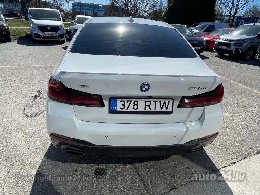 Balts BMW 5 Series 2023 Tartu, ar dzinēja tilpumu 2.00 L un nobraukumu 48 tūkst. km par 44990 €, foto 7 vietnē AUTOMOTO.COM.LV