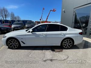 Balts BMW 5 Series 2023 Tartu, ar dzinēja tilpumu 2.00 L un nobraukumu 48 tūkst. km par 44990 €, foto 9 vietnē AUTOMOTO.COM.LV