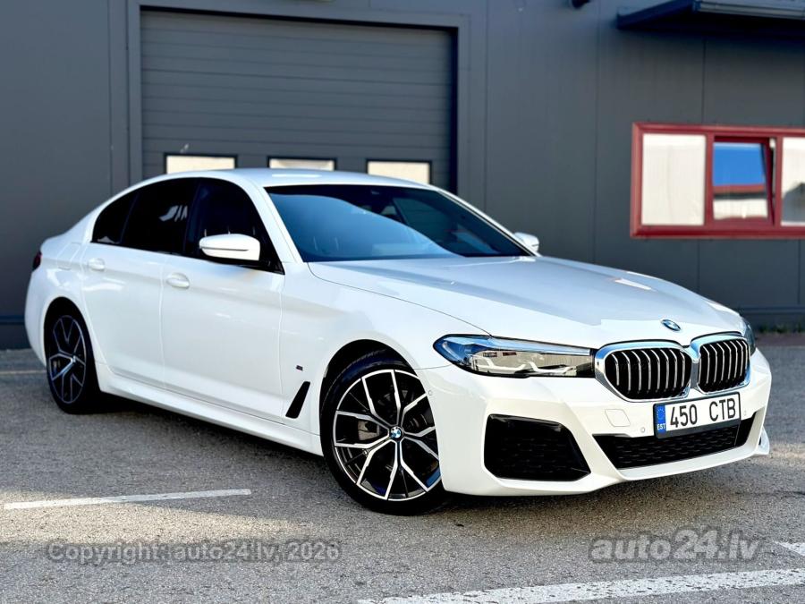 White BMW 5 Series 2023 in Tallinn, with an engine capacity of 2.00 L and mileage of 70 thousand km for 39500 €, photo 4 on AUTOMOTO.COM.LV
