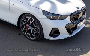 Balts BMW 5 Series 2025 Tallina, ar dzinēja tilpumu 3.00 L un nobraukumu 32 tūkst. km par 79990 €, foto 8 vietnē AUTOMOTO.COM.LV