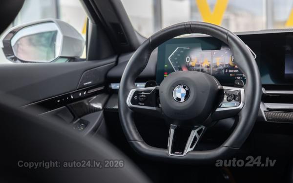 White BMW 5 Series 2025 in Tallinn, with an engine capacity of 3.00 L and mileage of 32 thousand km for 79990 €, photo 10 on AUTOMOTO.COM.LV