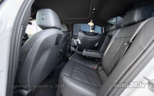 Balts BMW 5 Series 2025 Tallina, ar dzinēja tilpumu 3.00 L un nobraukumu 32 tūkst. km par 79990 €, foto 17 vietnē AUTOMOTO.COM.LV
