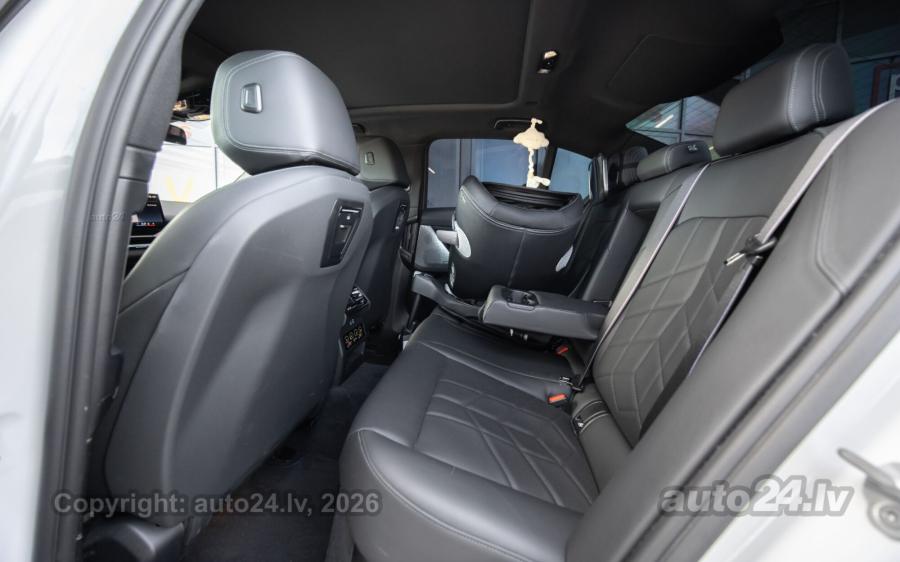Balts BMW 5 Series 2025 Tallina, ar dzinēja tilpumu 3.00 L un nobraukumu 32 tūkst. km par 79990 €, foto 17 vietnē AUTOMOTO.COM.LV
