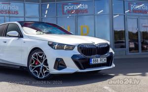 Balts BMW 5 Series 2025 Tallina, ar dzinēja tilpumu 3.00 L un nobraukumu 32 tūkst. km par 79990 €, foto 26 vietnē AUTOMOTO.COM.LV