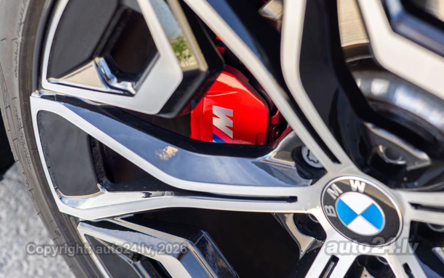 Balts BMW 5 Series 2025 Tallina, ar dzinēja tilpumu 3.00 L un nobraukumu 32 tūkst. km par 79990 €, foto 27 vietnē AUTOMOTO.COM.LV