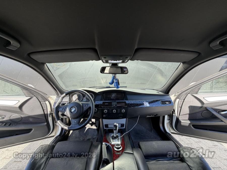 Balts BMW 5 Series 2008 Tallina, ar dzinēja tilpumu 3.00 L un nobraukumu 403 tūkst. km par 8499 €, foto 10 vietnē AUTOMOTO.COM.LV