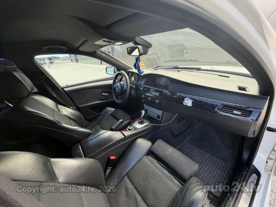 Balts BMW 5 Series 2008 Tallina, ar dzinēja tilpumu 3.00 L un nobraukumu 403 tūkst. km par 8499 €, foto 11 vietnē AUTOMOTO.COM.LV