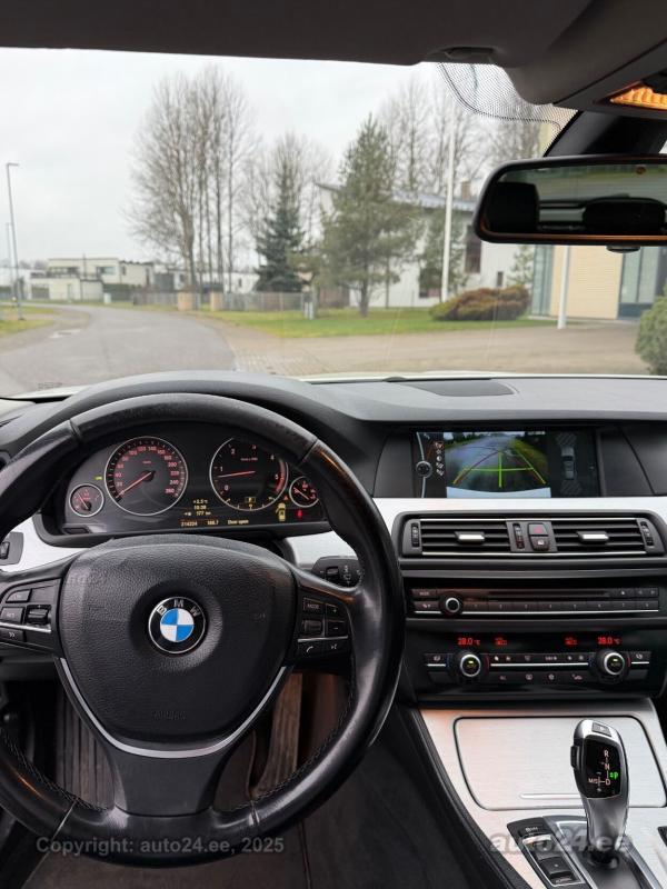Balts BMW 5 Series 2011 Tallina, ar dzinēja tilpumu 3.00 L un nobraukumu 315 tūkst. km par 8200 €, foto 11 vietnē AUTOMOTO.COM.LV