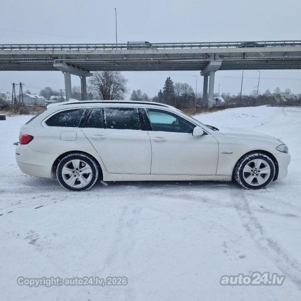Balts BMW 5 Series 2011 Tartu, ar dzinēja tilpumu 3.00 L un nobraukumu 313 tūkst. km par 7990 €, foto 4 vietnē AUTOMOTO.COM.LV