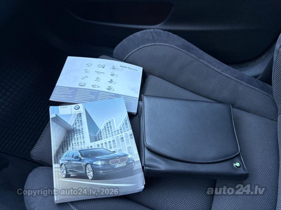 Balts BMW 5 Series 2011 Tallina, ar dzinēja tilpumu 2.00 L un nobraukumu 277 tūkst. km par 9999 €, foto 11 vietnē AUTOMOTO.COM.LV