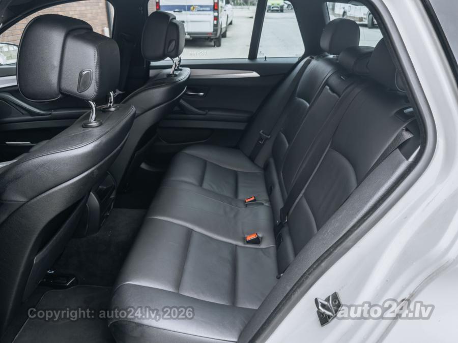 Balts BMW 5 Series 2012 Tallina, ar dzinēja tilpumu 2.00 L un nobraukumu 183 tūkst. km par 12490 €, foto 15 vietnē AUTOMOTO.COM.LV
