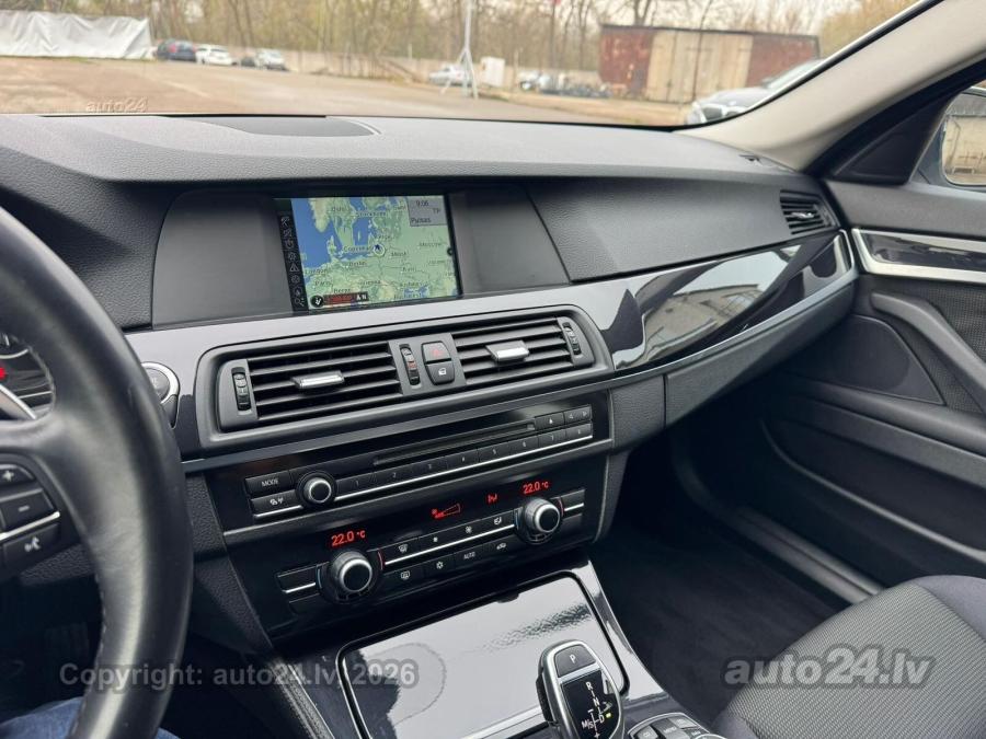 White BMW 5 Series 2012 in Tallinn, with an engine capacity of 2.00 L and mileage of 250 thousand km for 8280 €, photo 14 on AUTOMOTO.COM.LV