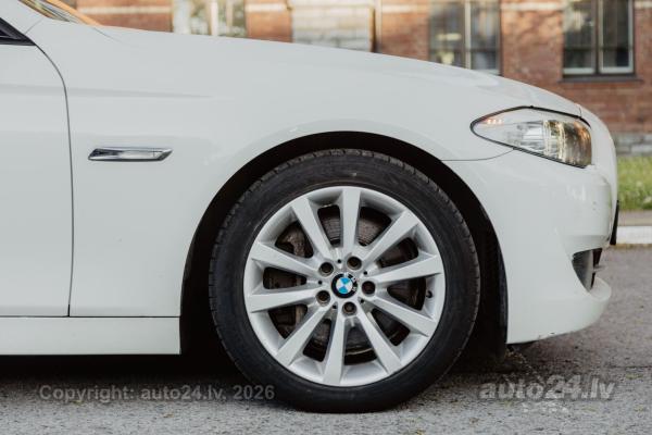Balts BMW 5 Series 2012 Tallina, ar dzinēja tilpumu 2.00 L un nobraukumu 222 tūkst. km par 11500 €, foto 6 vietnē AUTOMOTO.COM.LV