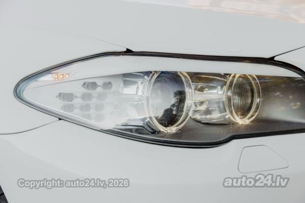 Balts BMW 5 Series 2012 Tallina, ar dzinēja tilpumu 2.00 L un nobraukumu 222 tūkst. km par 11500 €, foto 7 vietnē AUTOMOTO.COM.LV