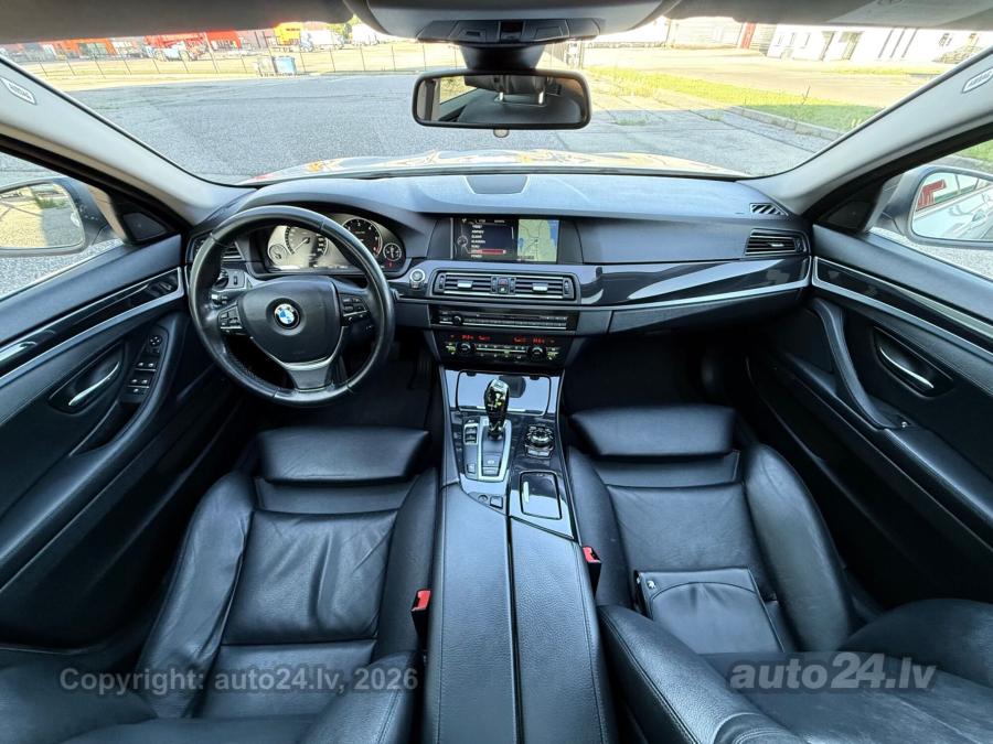 Balts BMW 5 Series 2013 Tartu, ar dzinēja tilpumu 3.00 L un nobraukumu 301 tūkst. km par 10499 €, foto 12 vietnē AUTOMOTO.COM.LV