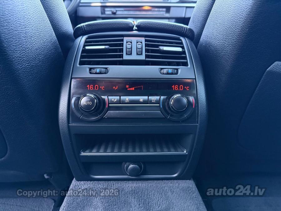 Balts BMW 5 Series 2013 Tartu, ar dzinēja tilpumu 3.00 L un nobraukumu 301 tūkst. km par 10499 €, foto 14 vietnē AUTOMOTO.COM.LV