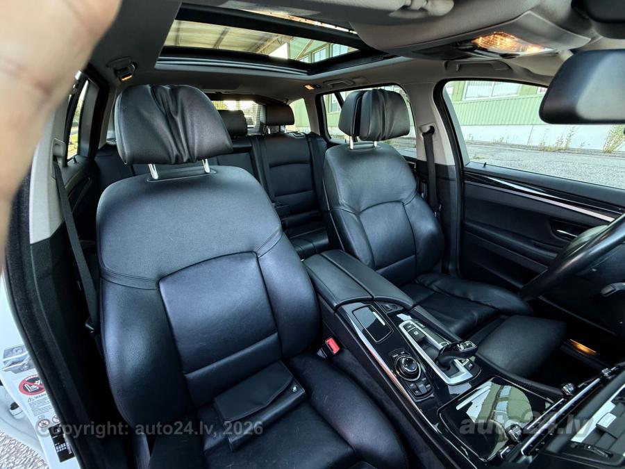 Balts BMW 5 Series 2013 Tartu, ar dzinēja tilpumu 3.00 L un nobraukumu 301 tūkst. km par 10499 €, foto 20 vietnē AUTOMOTO.COM.LV